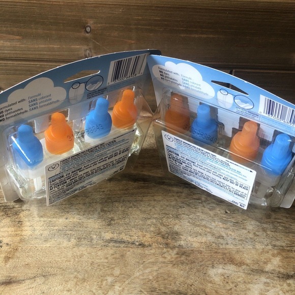 Febreze | Other | 2 Febreze Plug Odorfighting Air Freshener Peach Oil ...